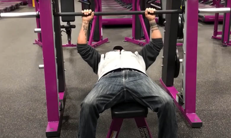 How Much Does Planet Fitness Smith Machine Bar Weigh? - FitnessProfy